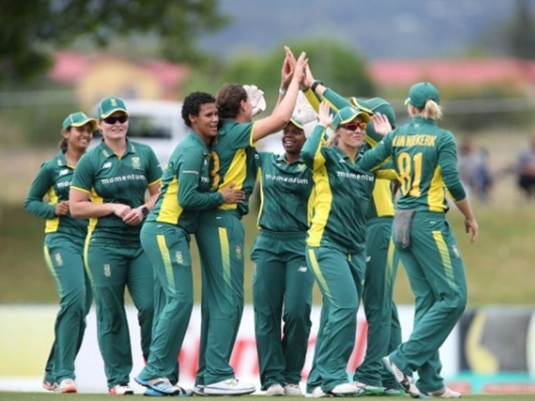 Bowlers set up crushing victory for Proteas women - Cricket365