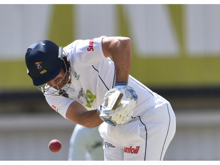 Van Biljon hits ton as Knights fight back - Cricket365