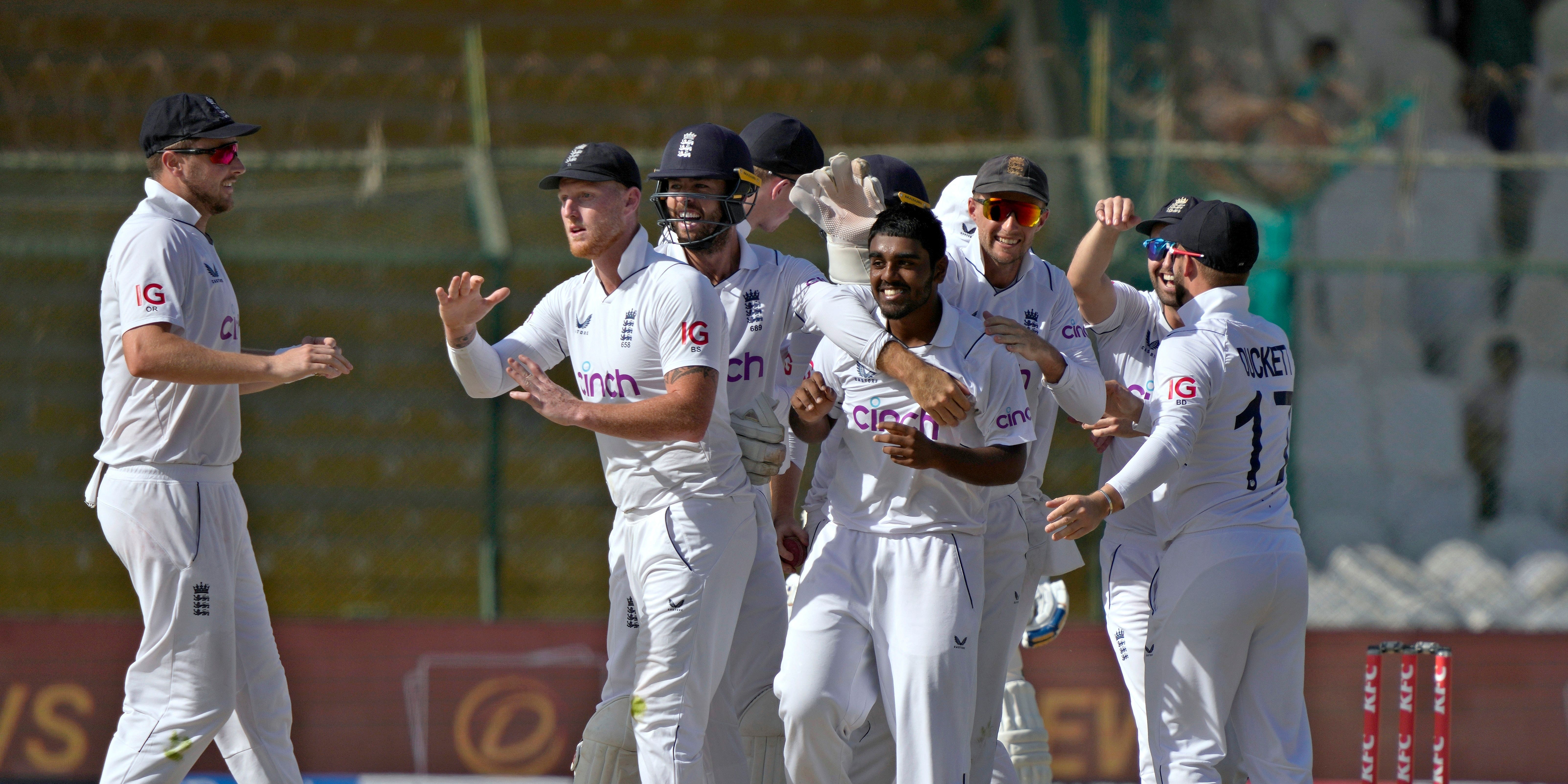 Rehan Ahmed claims his first Test wicket with Pakistan on 204 for five ...