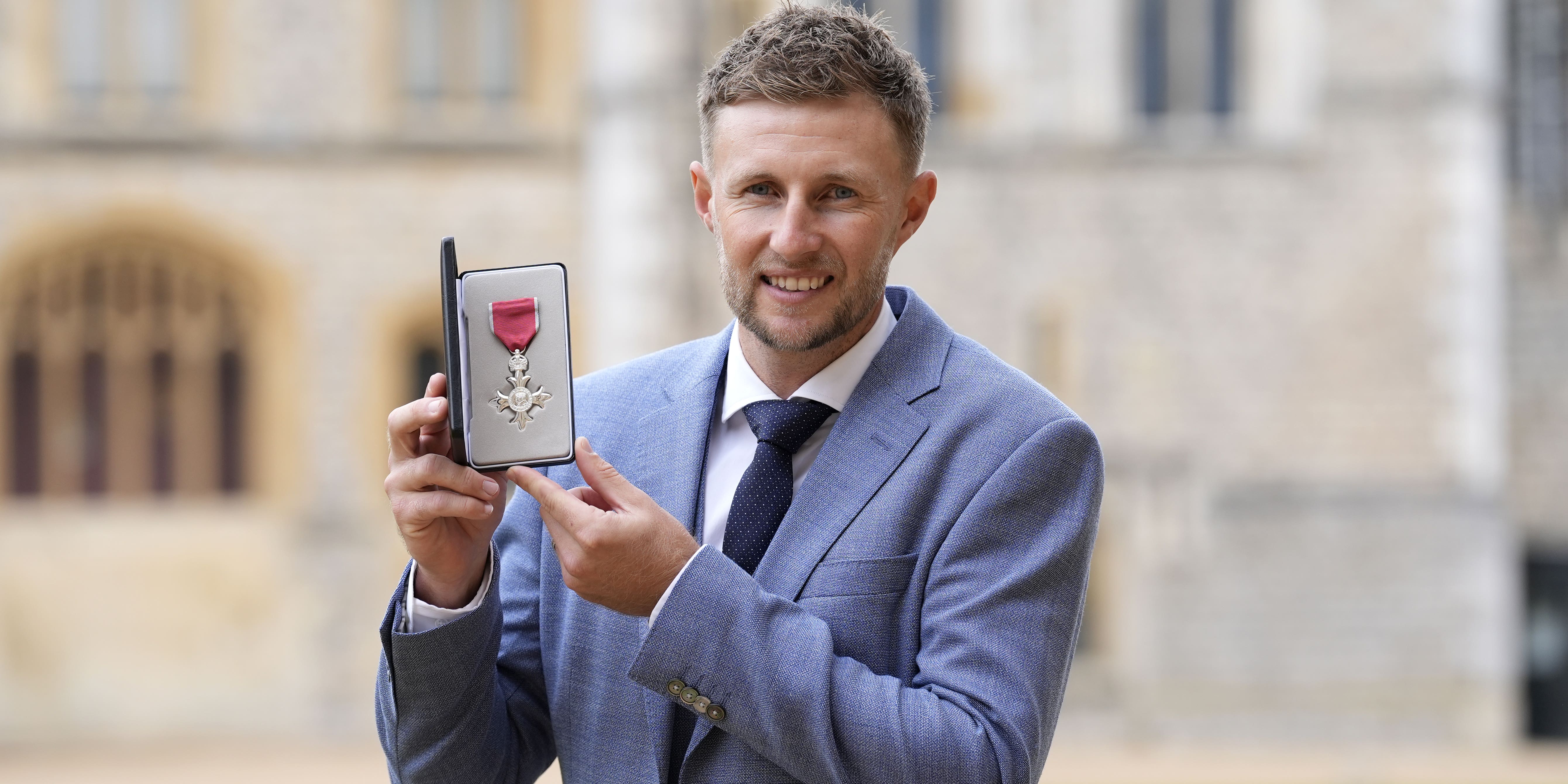 Joe Root backs ‘brilliant captain’ Jos Buttler to stay as skipper